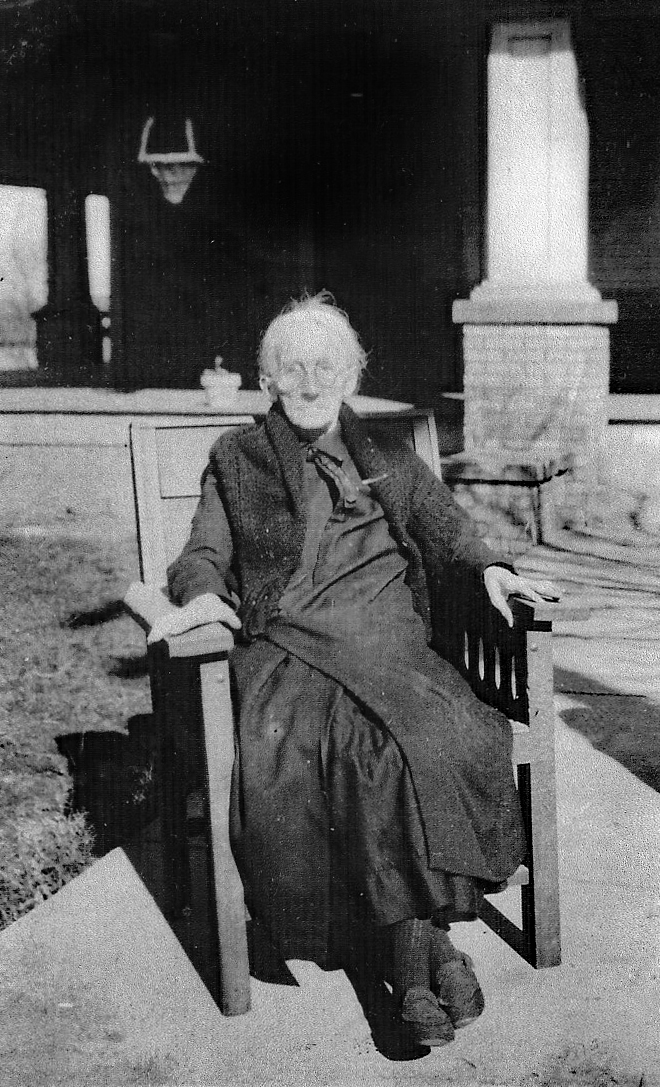 THE FAMILY OF DAVID AND ALICE | They Lived Along a Rocky River